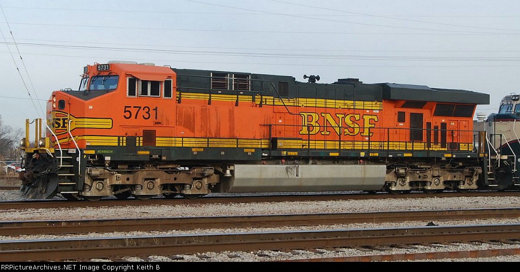 BNSF 5731